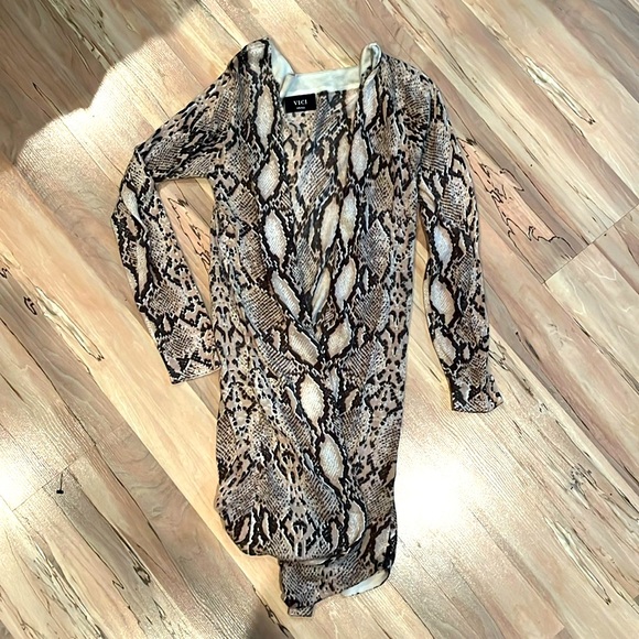 Vici | Sweaters | Sexy Snakeskin Sweater Open Long Cardigan Small ...